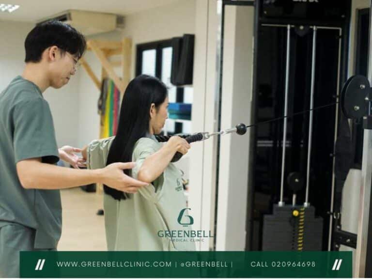 กายภาพบำบัด ก่อน หลัง ผ่าตัด: สิ่งที่ควรรู้ - Greenbell Clinic